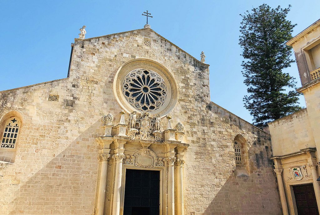 26 Amazing Photos through Otranto's Old Town | Packed Again