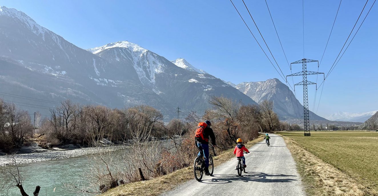 Easy Family Bike Route in Valais – Gampel-Steg to Leuk | Packed Again