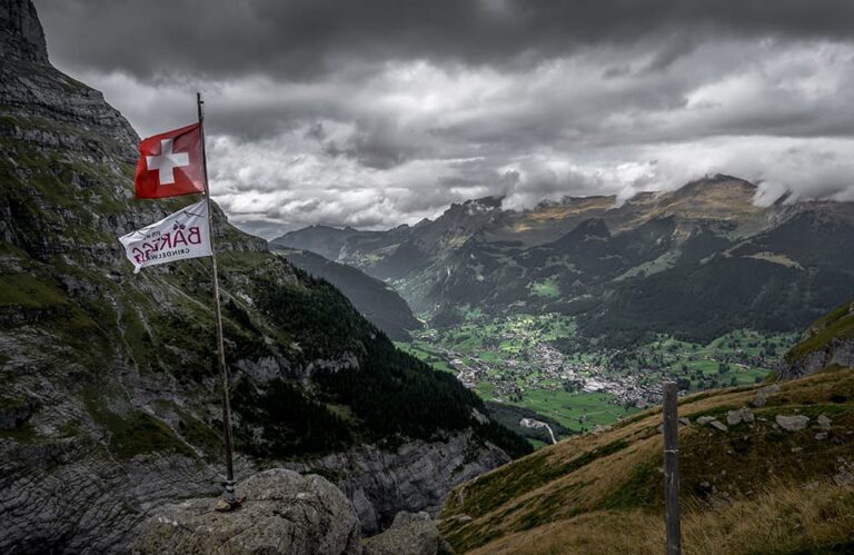 Bäregg Hut Hike & Schreckhorn Hut Hike - All you need to know | Packed ...