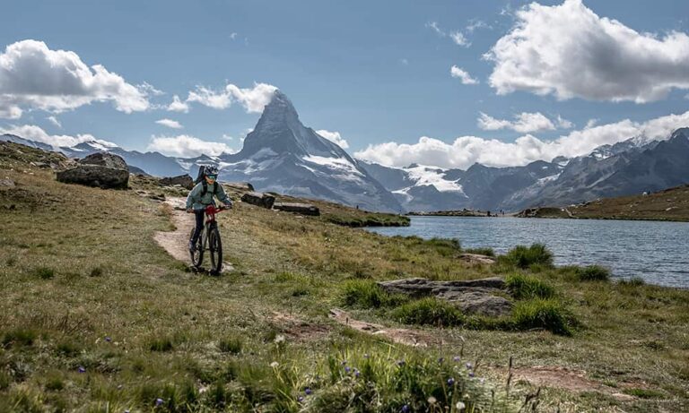 Hike to Stellisee and Fluhalp Hut in Zermatt | Packed Again
