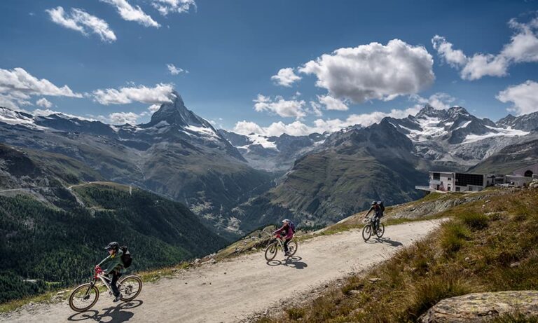 Hike to Stellisee and Fluhalp Hut in Zermatt | Packed Again